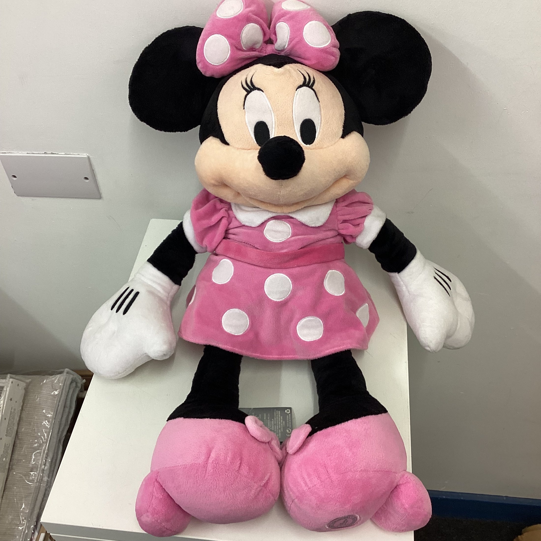 Disney Store Minnie Mouse 30” Plush With Tags – Shop for Shelter